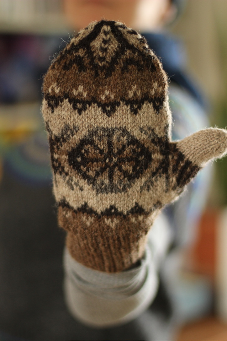 Just Landed: Hairst Mön Mittens - fibre space